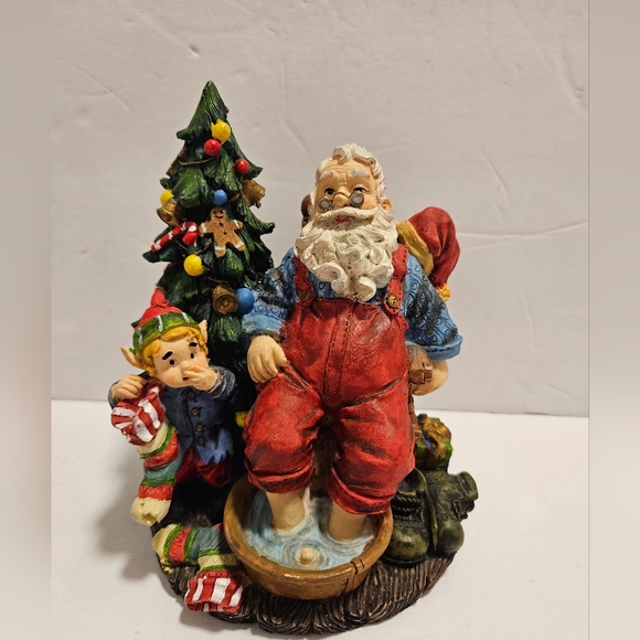 The Unbranded Brand | Holiday | Vintage Santa Soaking His Feet And Elf ...